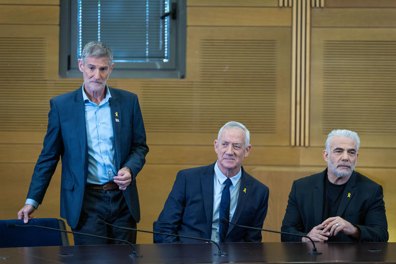 Benny Gantz s'attire les foudres de ses partenaires de l'opposition
